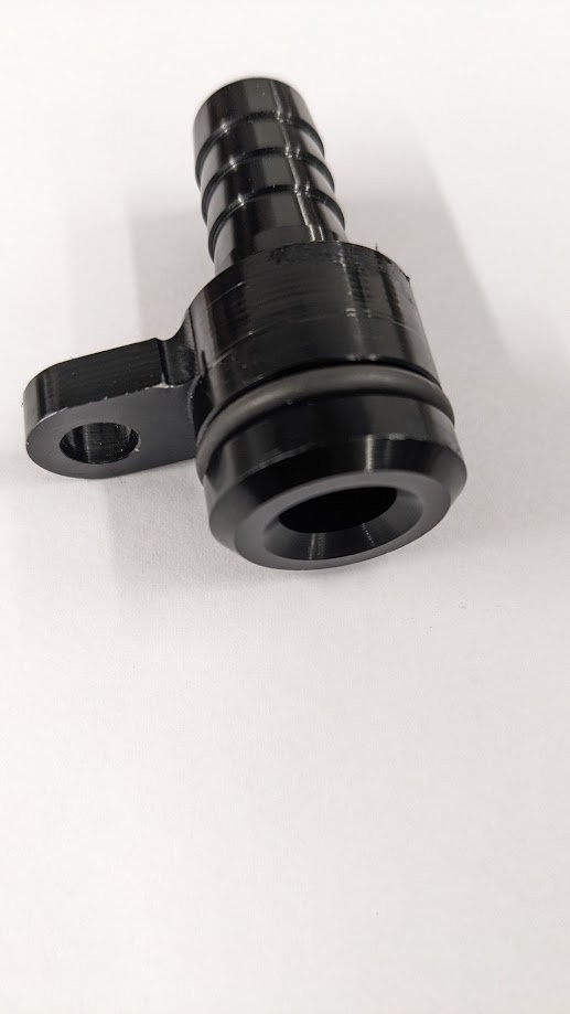 Gearbox Oil Cooler Return Plug/Boss A132K0386F